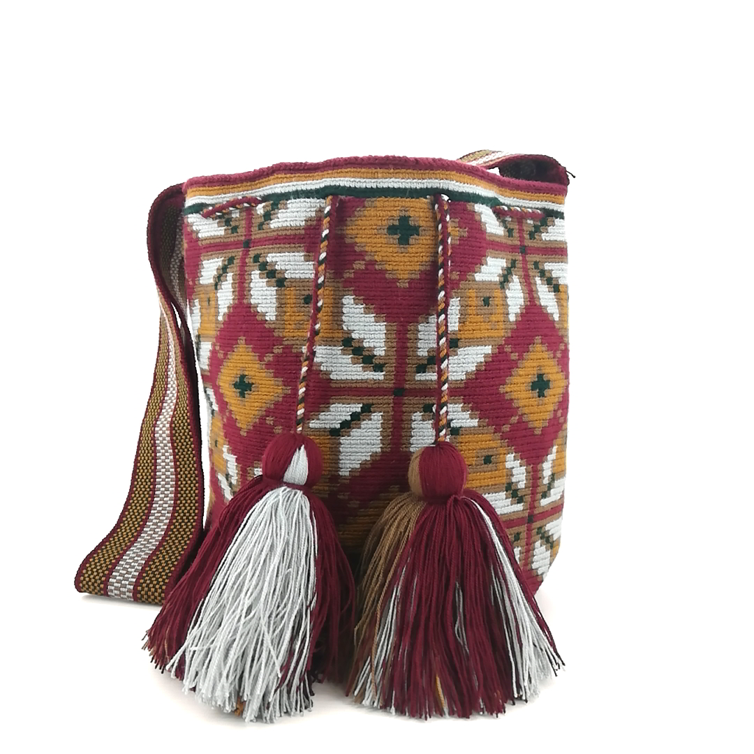 Canvas wayuu: An ancestral tradition - Wayuu Market (Fundación Mercado ...