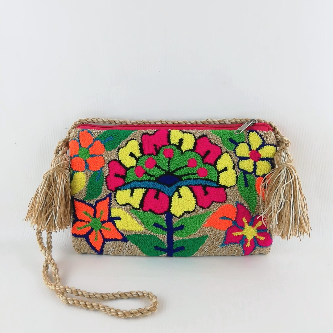 Wayuu Clutch – Fuzzies – Large – FIO0025 - Wayuu Market (Fundación ...